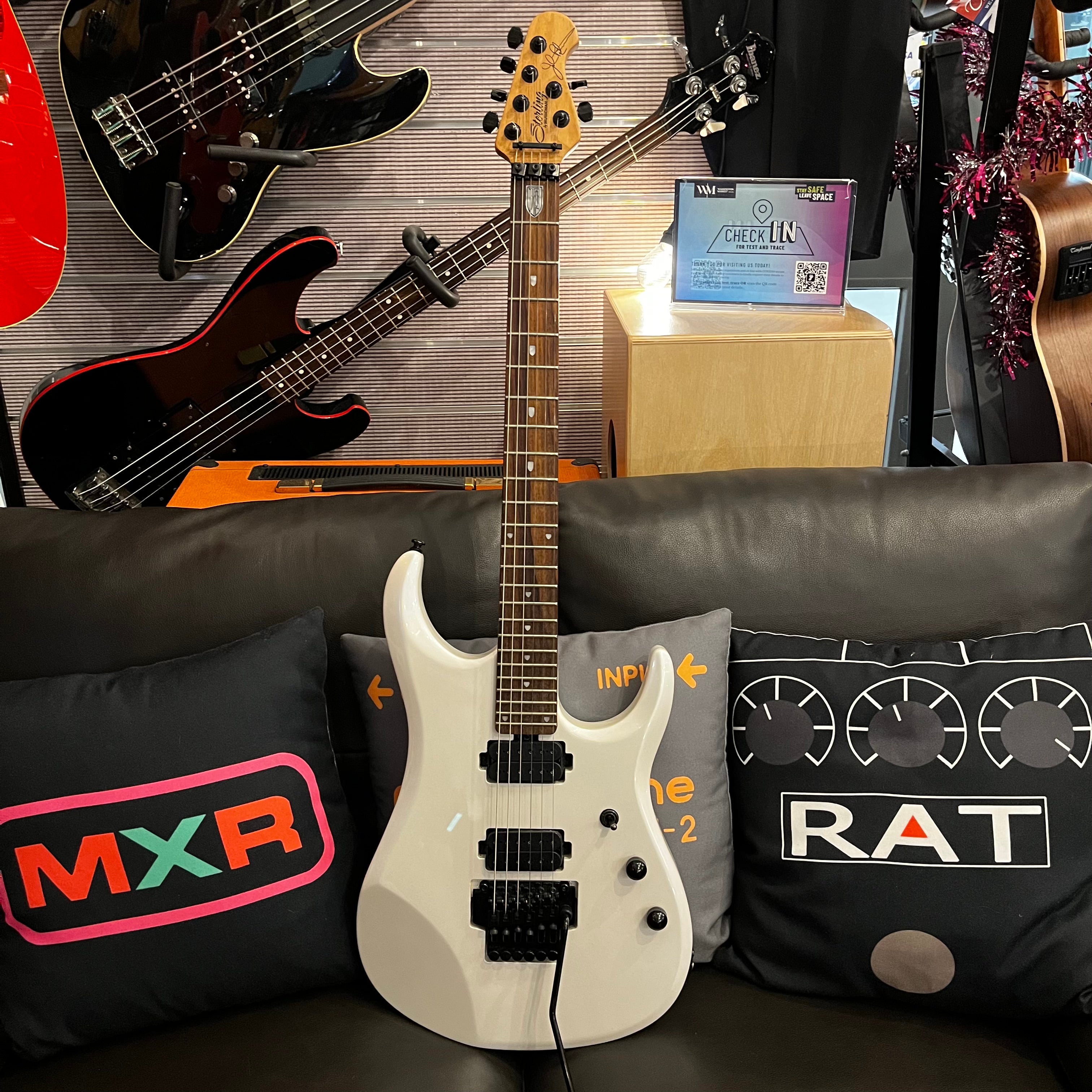Sterling JP160 John Petrucci Signature 2010s Pearl White | Thingz That ...